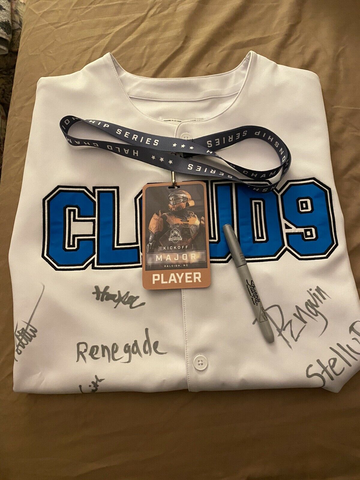 Cloud9 HCS signed jersey story gets a happy ending – Esports | Esports.gg
