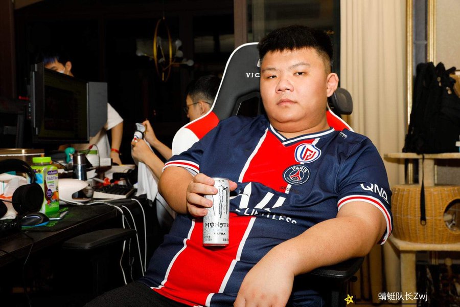 PSG.LGD XinQ: “Our team has been waiting for the new patch for a long time. I want to play Marci ...