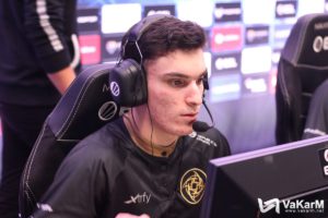 mONESY CS: GO Crosshair and viewmodel settings – Esports | Esports.gg