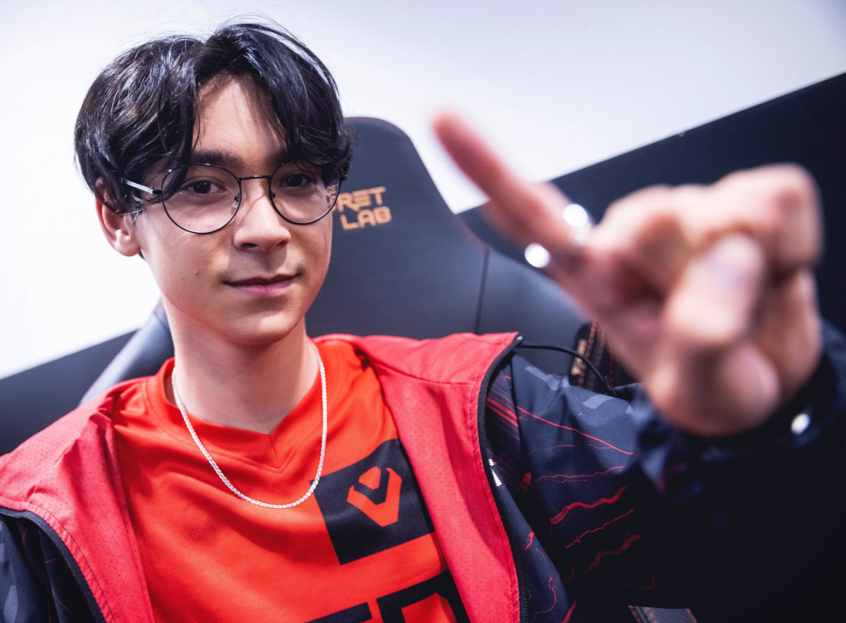 TenZ’s Valorant crosshair settings and video settings – Esports ...