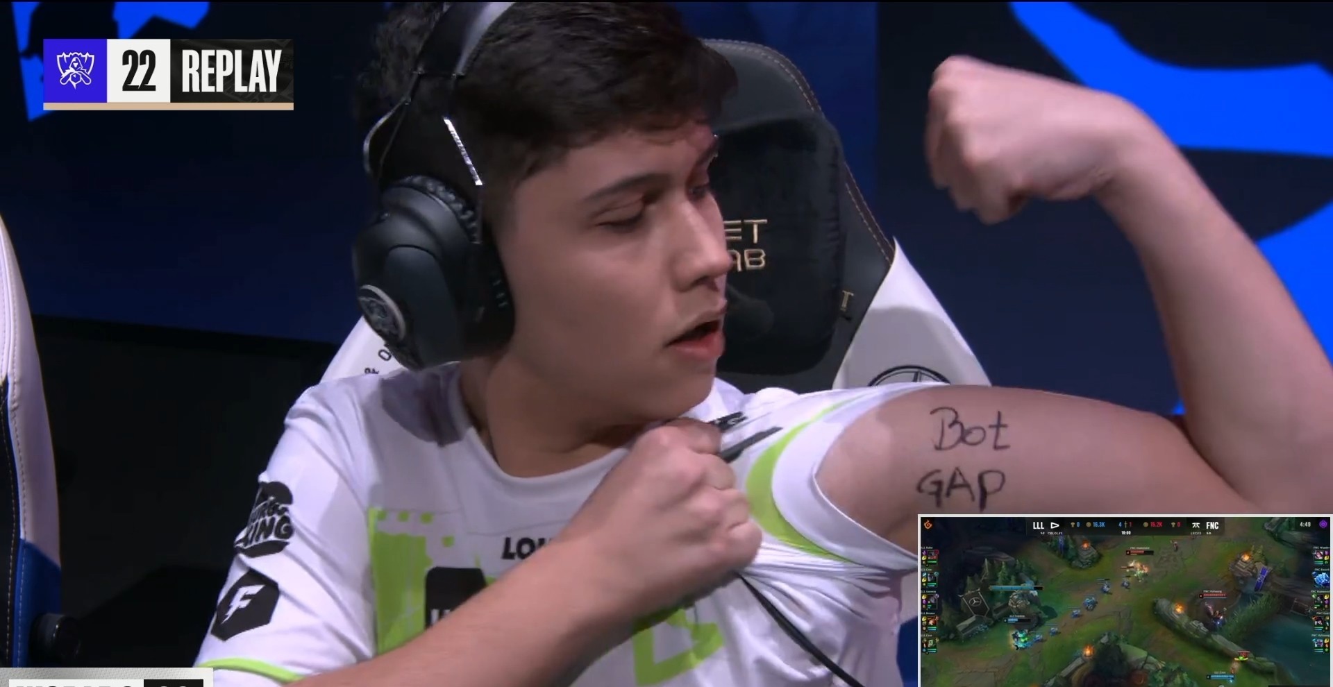 LOUD upset Fnatic in fourth game of Worlds 2022 Play-ins – Esports ...
