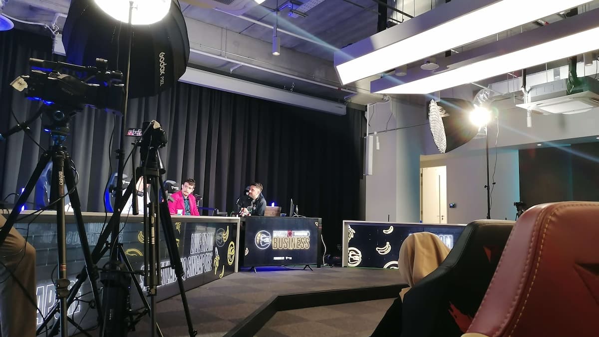 Behind the scenes at the TI11 OG Monkey Business Show – Esports ...