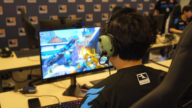 Study shows Overwatch players at higher ranks have different ...