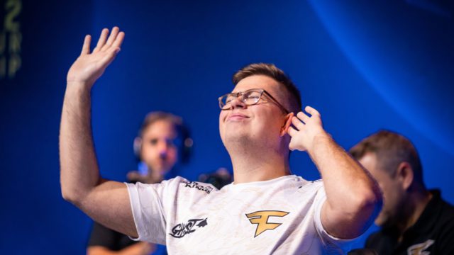 FaZe secure the Top 4 at Fall Finals with a 2-0 over Heroic – Esports ...
