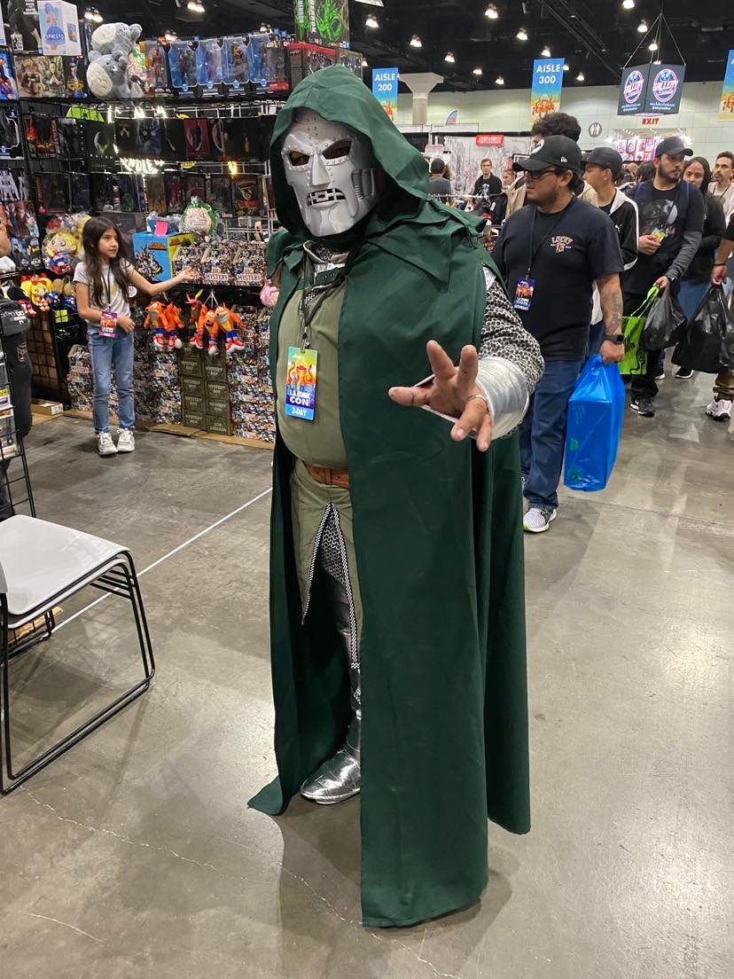 Some of the best cosplays at Los Angeles Comic Con 2022 – Esports ...